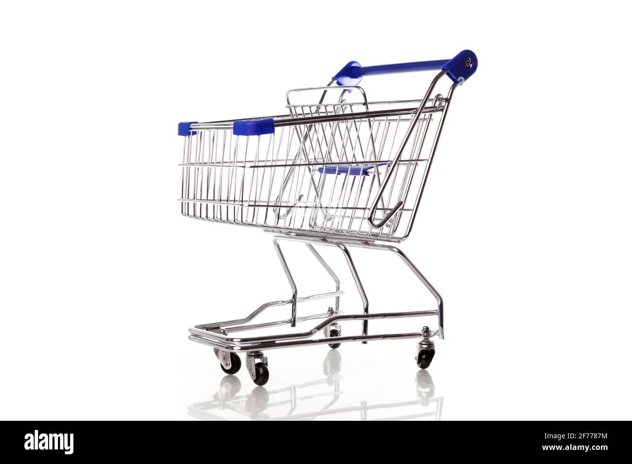 Empty shopping cart Stock Photo - Alamy