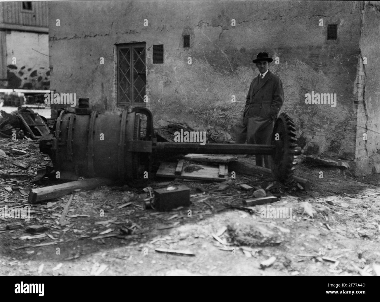 Tannin mill hi-res stock photography and images - Alamy