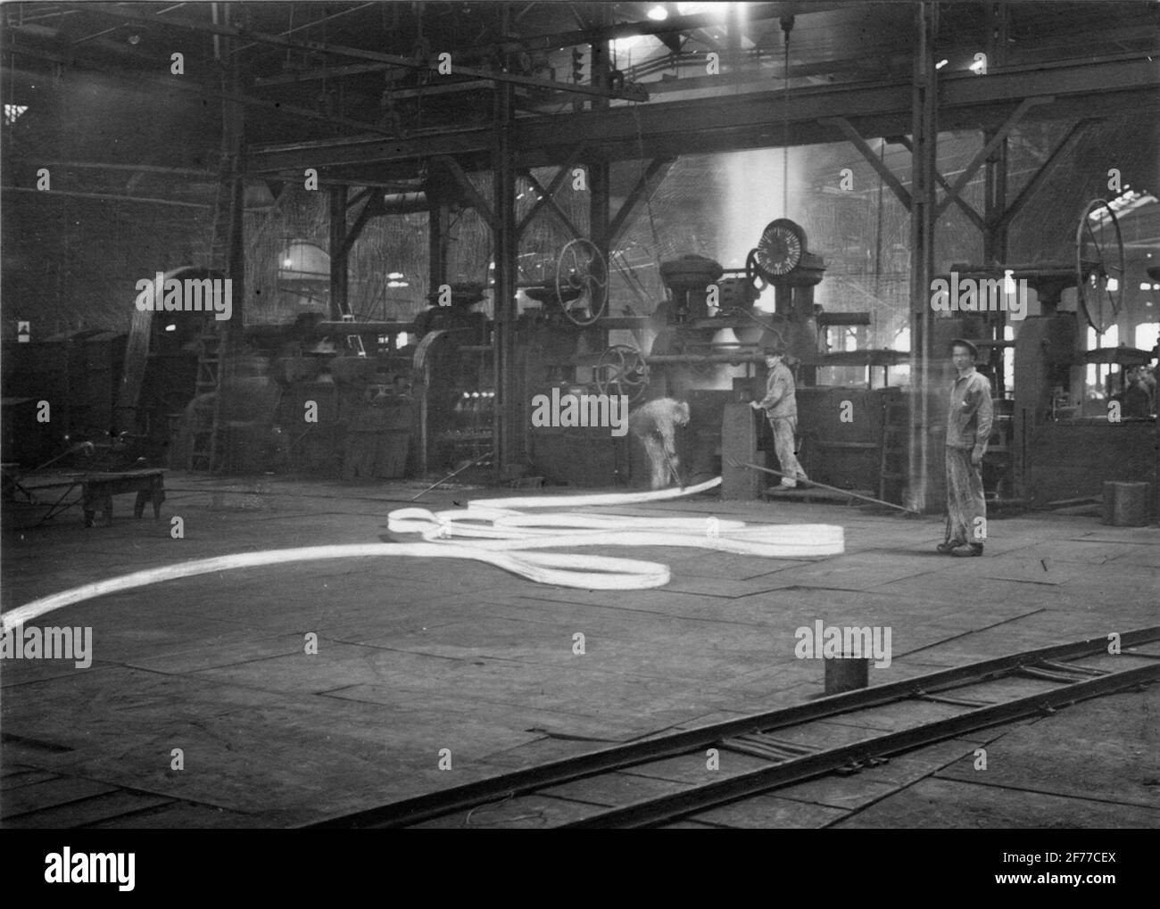 Rolling process Black and White Stock Photos & Images - Alamy