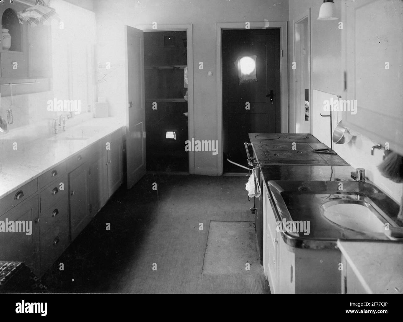 Building and Bo Exhibition at Lidingö 1925. Kitchen in Enplansvilla ...