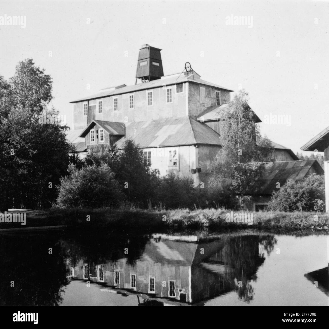 Cabin past buildings hi-res stock photography and images - Alamy