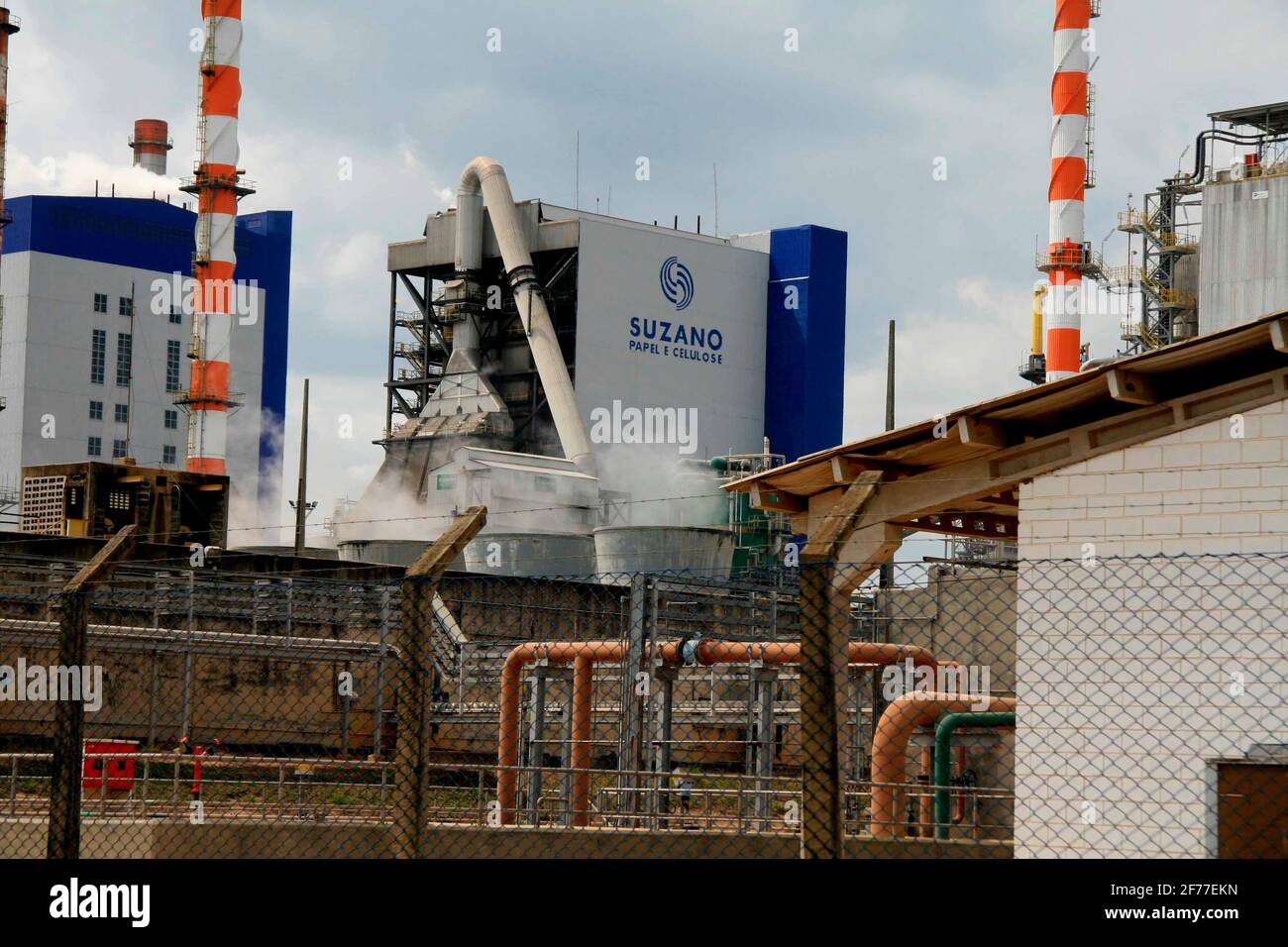MUCURI, BAHIA / BRAZIL - June 16, 2010: Suzano Pulp and Paper mill in ...