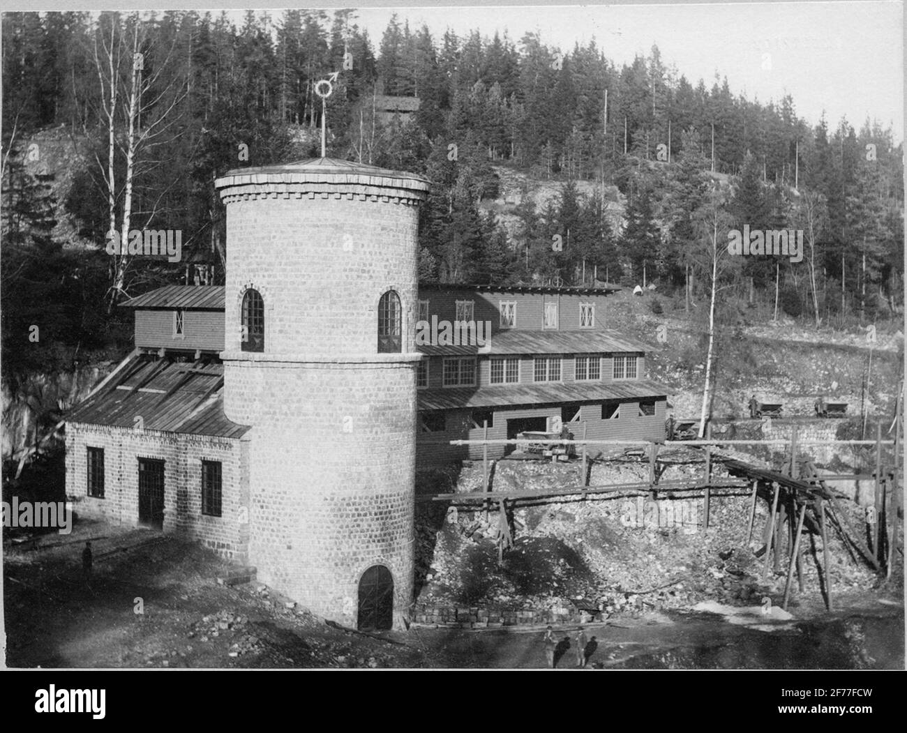 Machine and tailoring, Norberg's mining field around 1880 Stock Photo ...