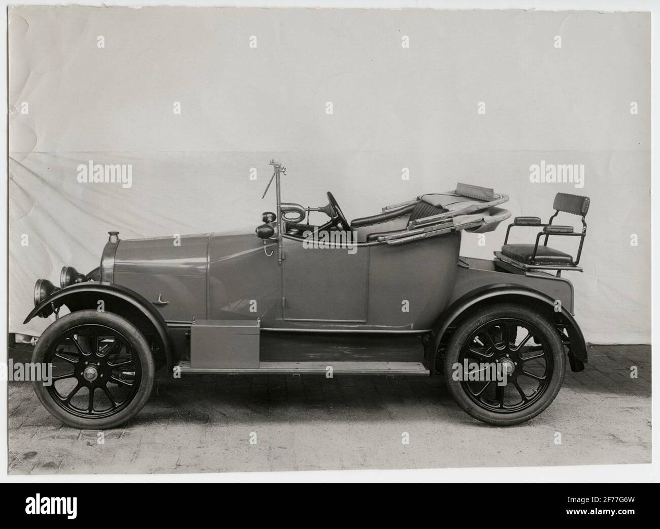 Automobil of the mark singer Stock Photo - Alamy