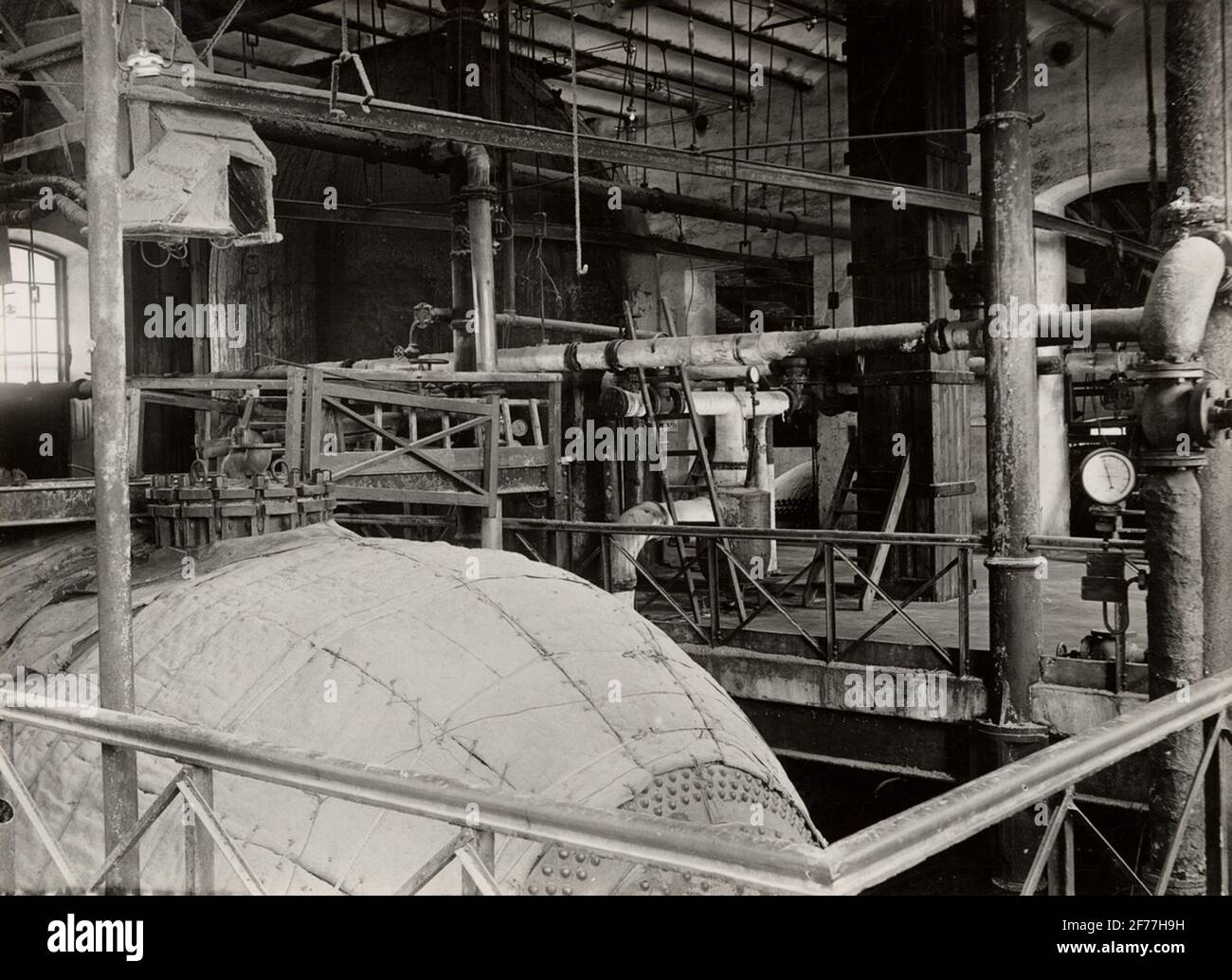 Sulfite process hi-res stock photography and images - Alamy