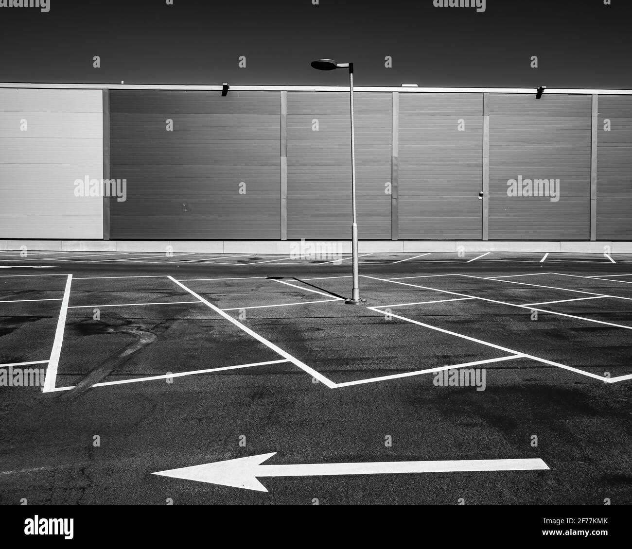 Aluminium cladding hi-res stock photography and images - Alamy