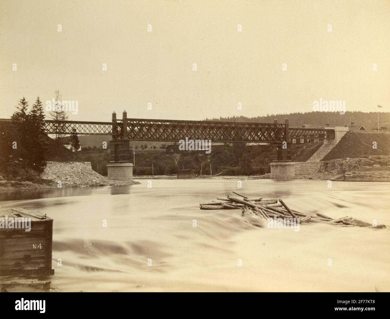 Railway bridge over the Dalälven at the Domnotion Stock Photo - Alamy