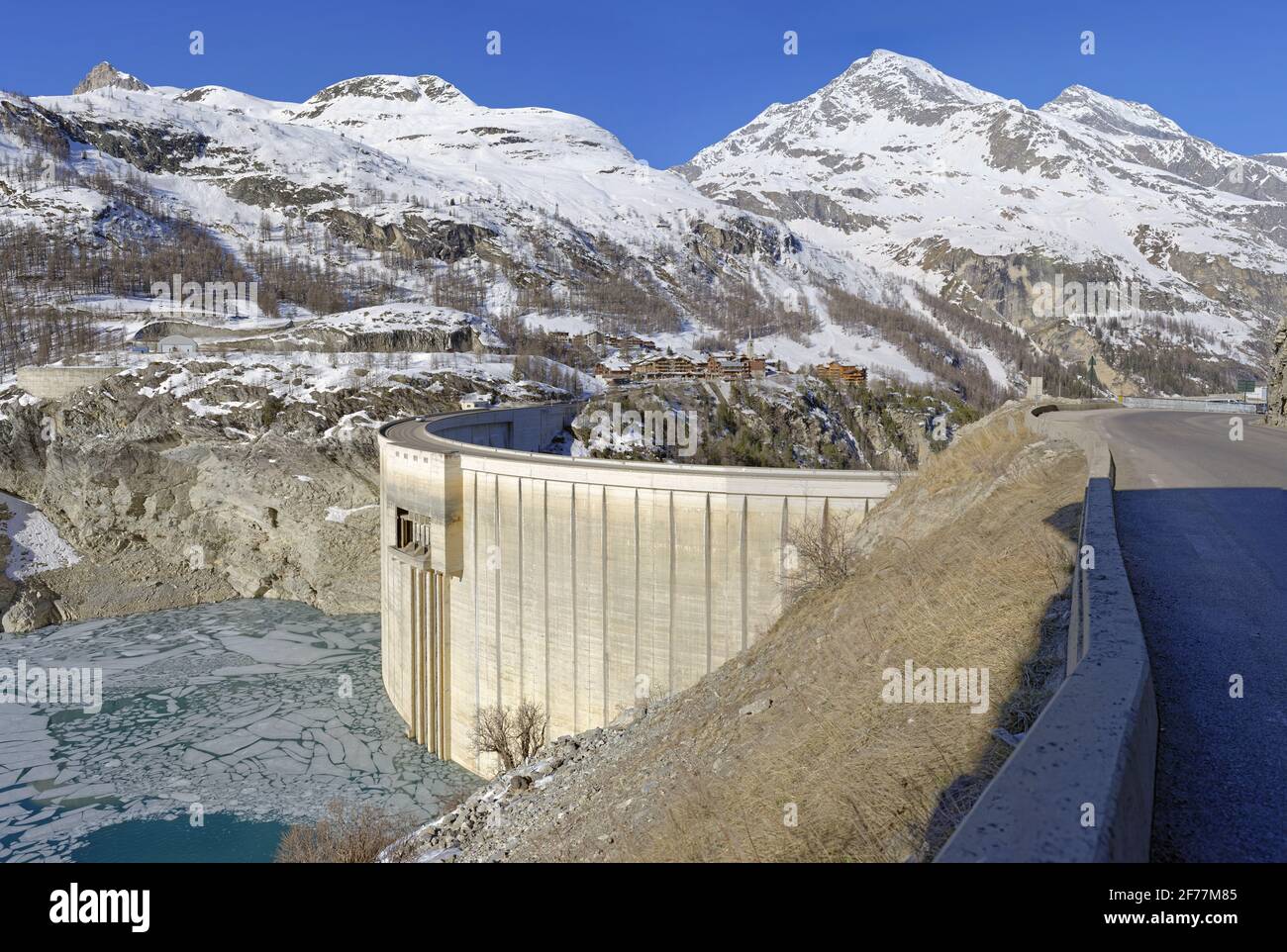 Tignes dam hi-res stock photography and images - Alamy