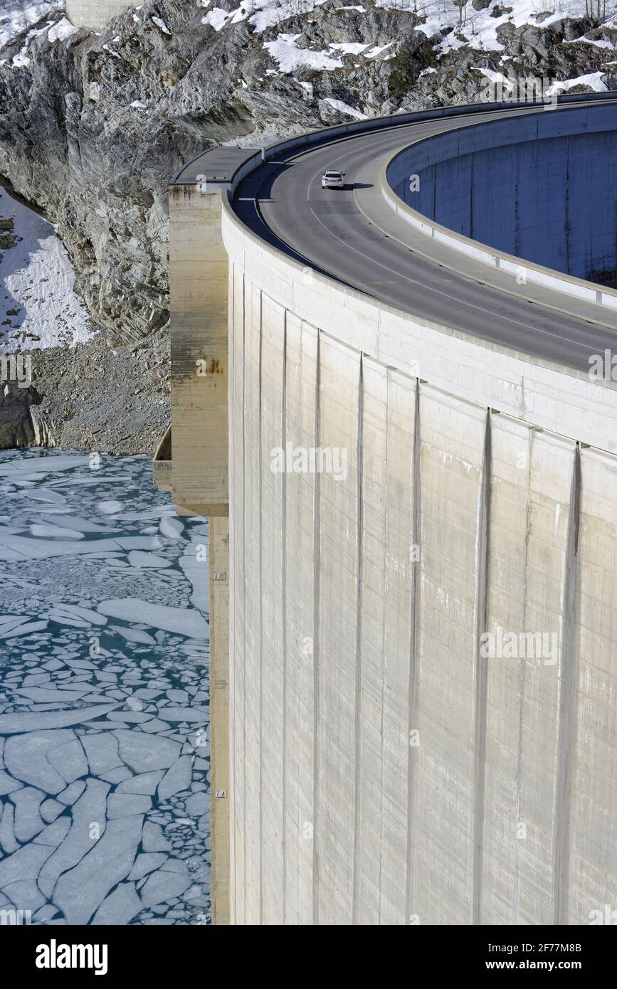 Tignes dam hi-res stock photography and images - Alamy