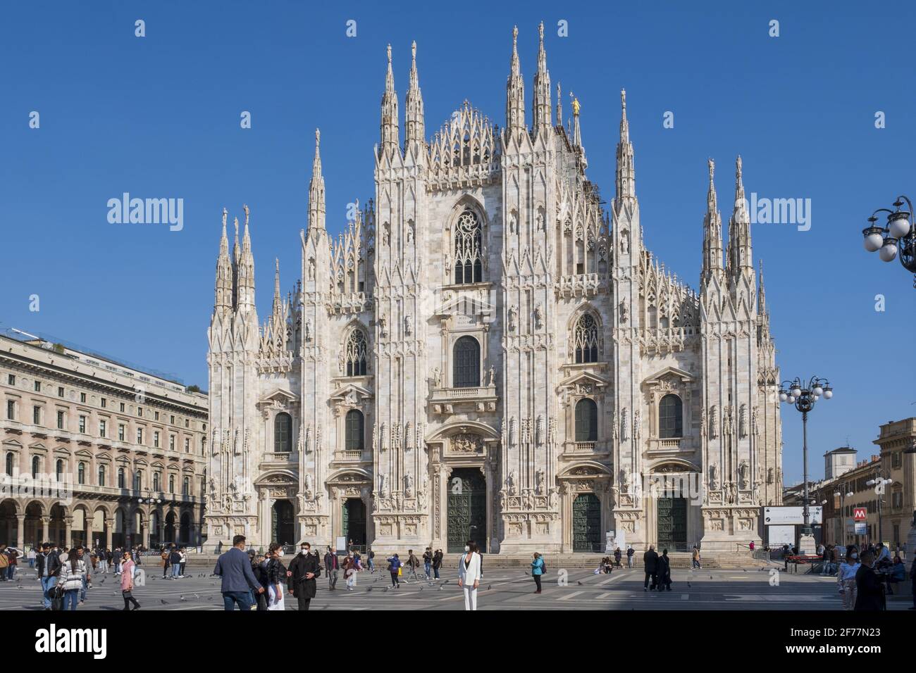 Gothic architecture in italy hi-res stock photography and images - Alamy