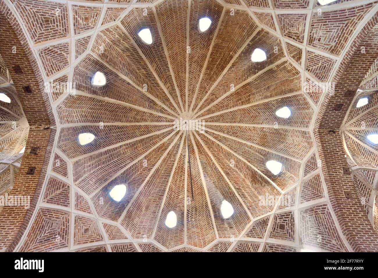 Islamic brick architecture hi-res stock photography and images - Alamy