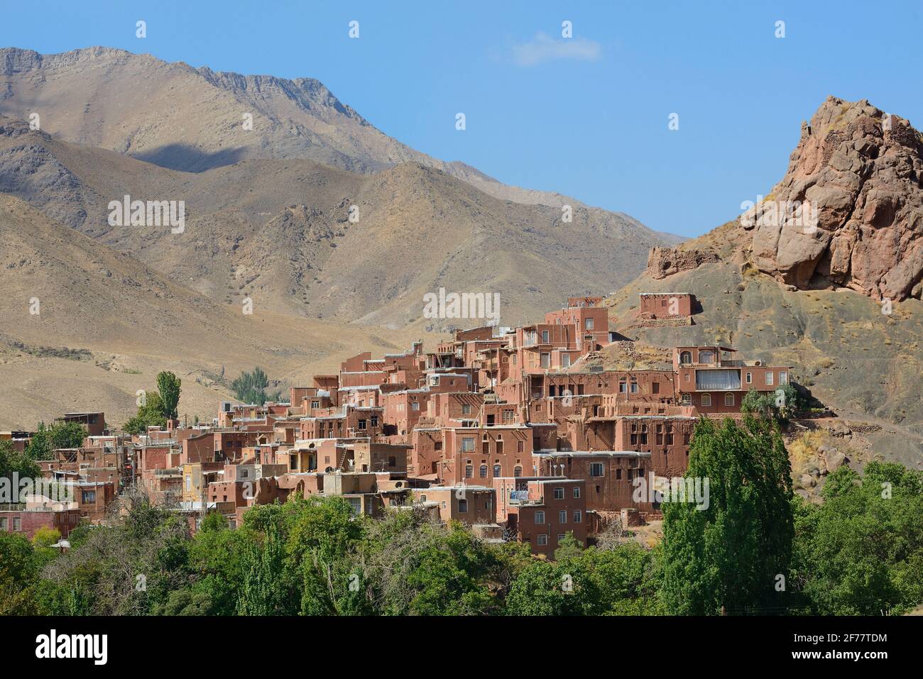 Isfahan village hi-res stock photography and images - Alamy