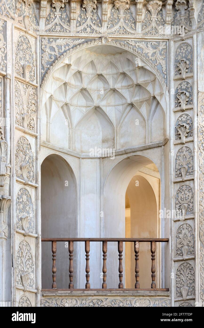 Iran, Kashan, Tabatabaei House (19th century), Honeycomb vaulted ...