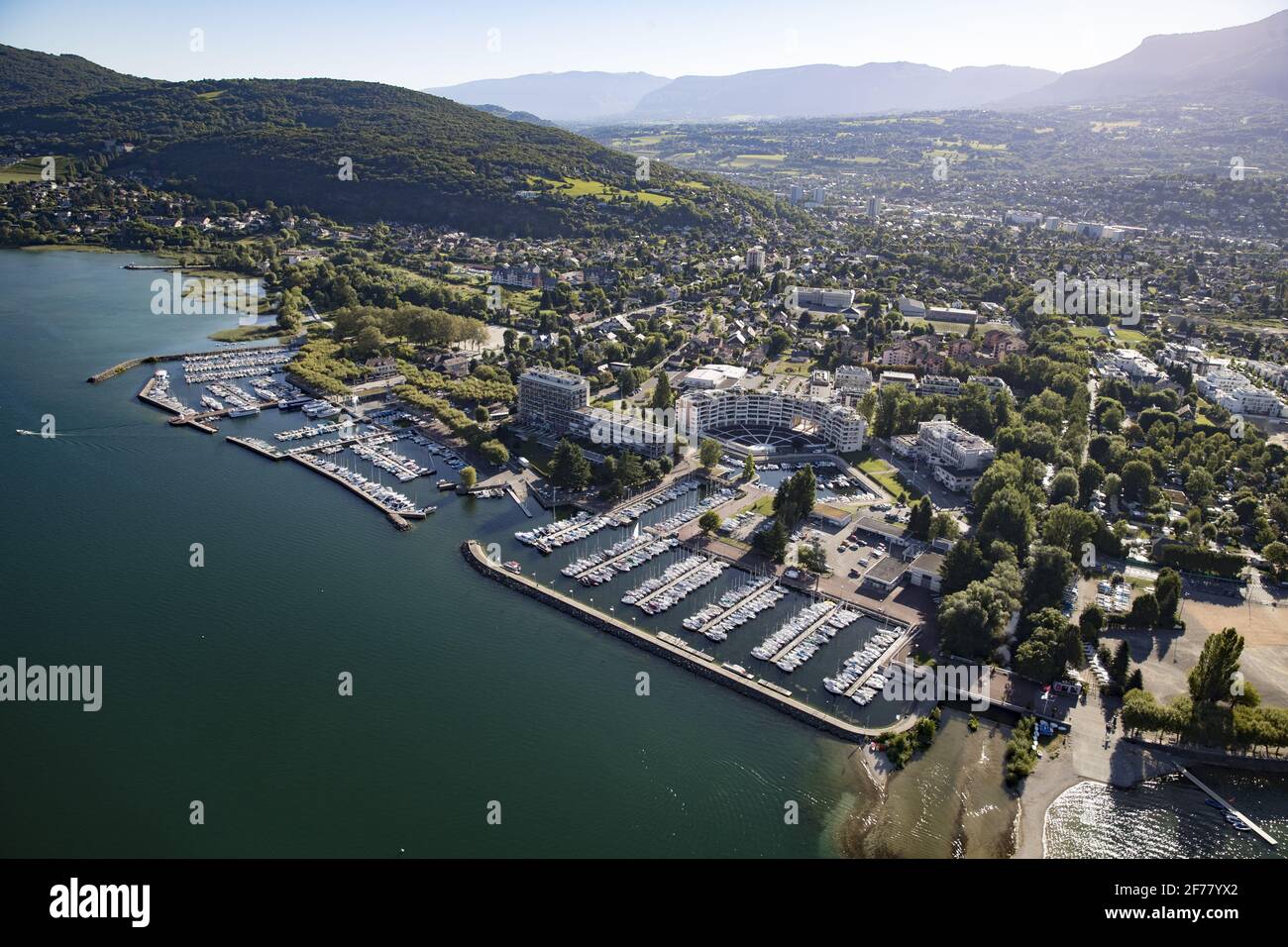 Port du lac hi-res stock photography and images - Alamy