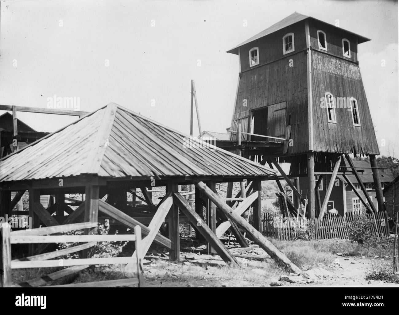 To lave Black and White Stock Photos & Images - Alamy