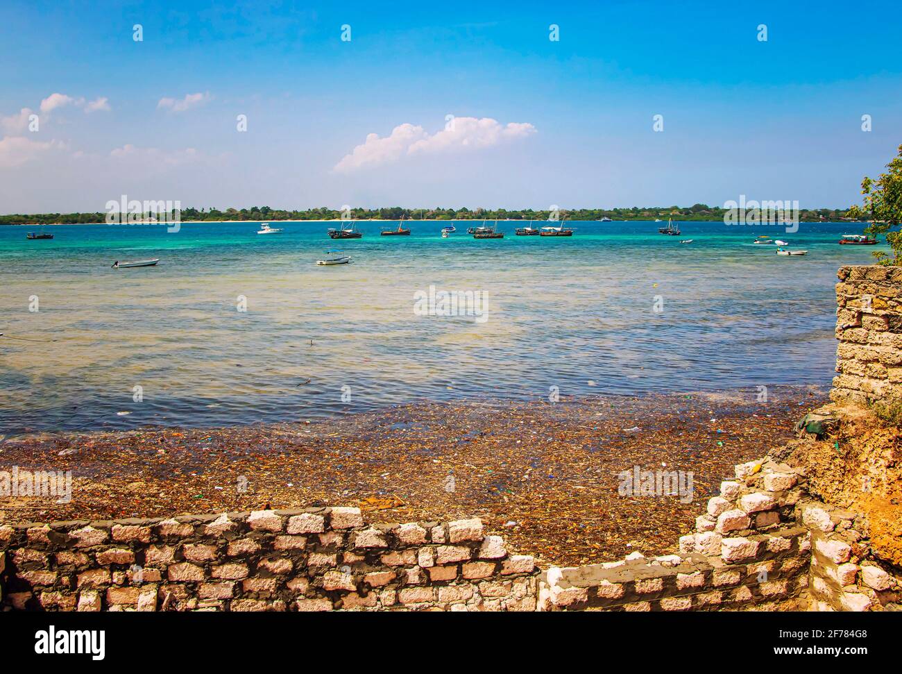 Wasini village hi-res stock photography and images - Alamy