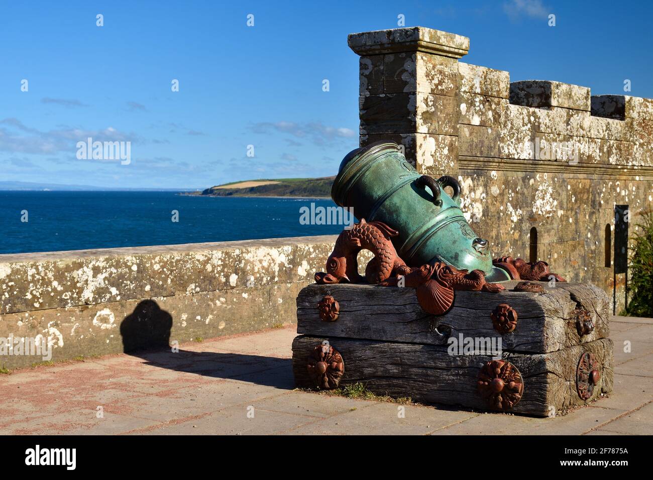 Scottish castle turret hi-res stock photography and images - Alamy