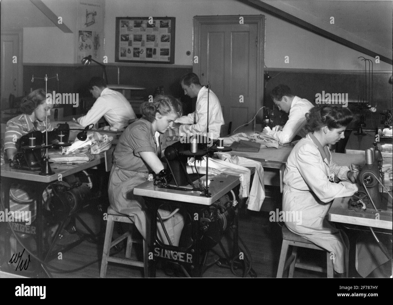 Textile institute Black and White Stock Photos & Images - Alamy