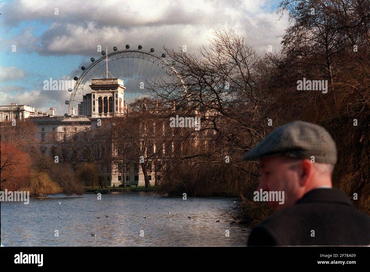At St James Park, the London Eye February 2000 Stock Photo - Alamy