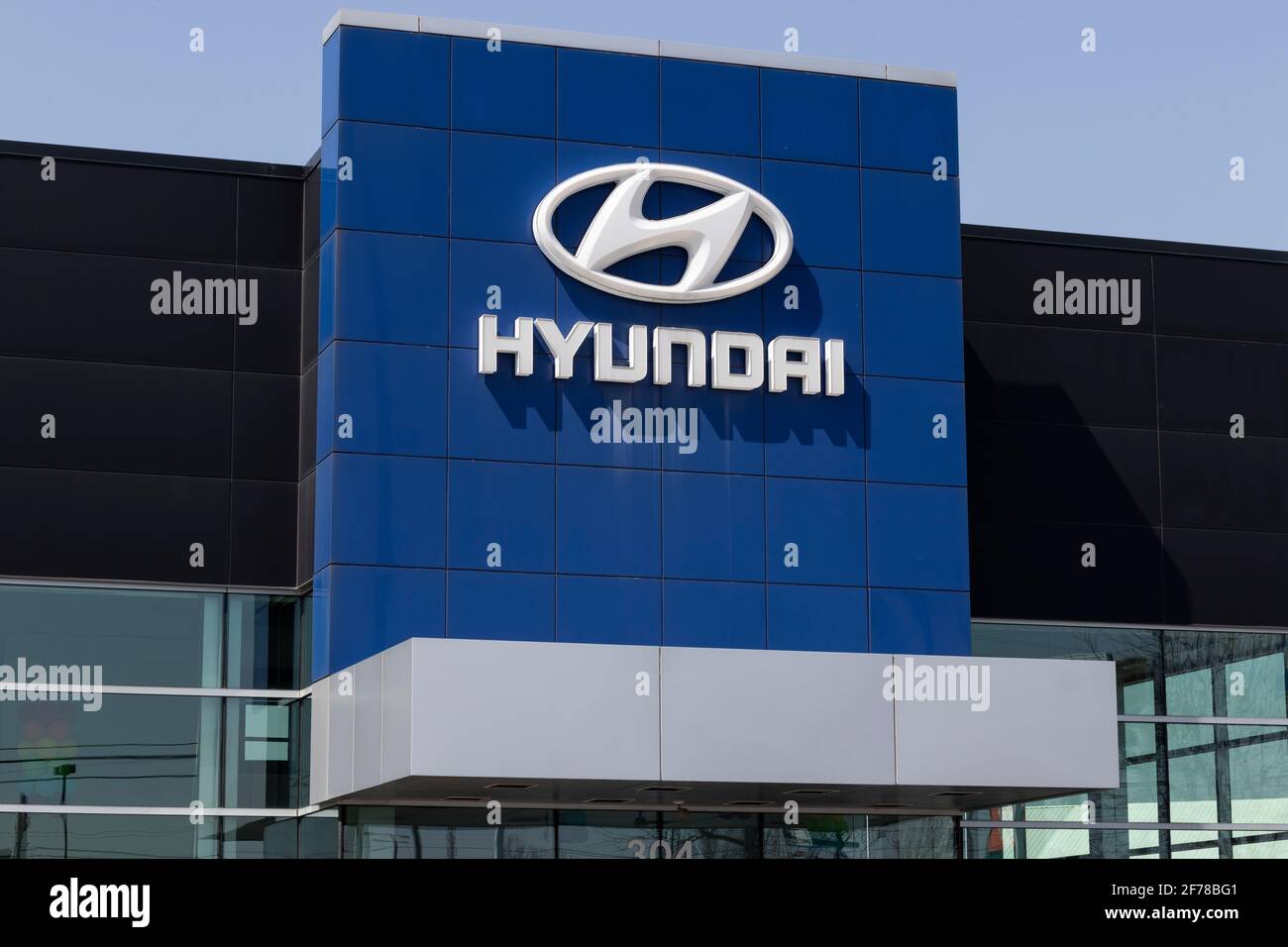 Lafayette - Circa April 2021: Hyundai Motor Company Dealership. Hyundai ...