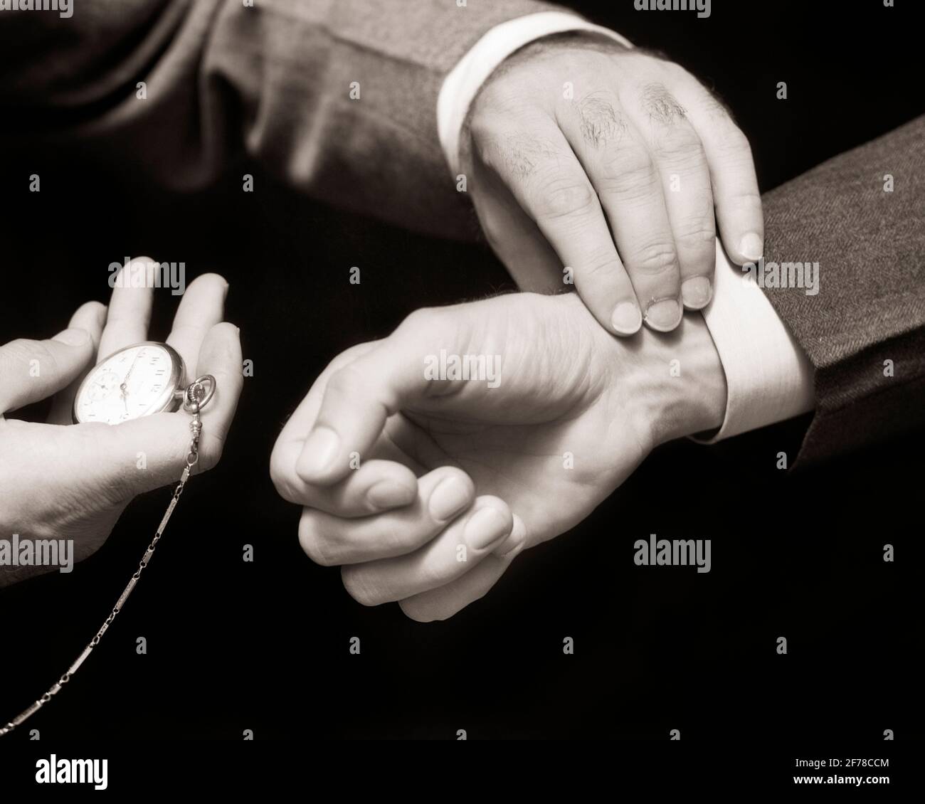 1930s vintage watch hi-res stock photography and images - Alamy