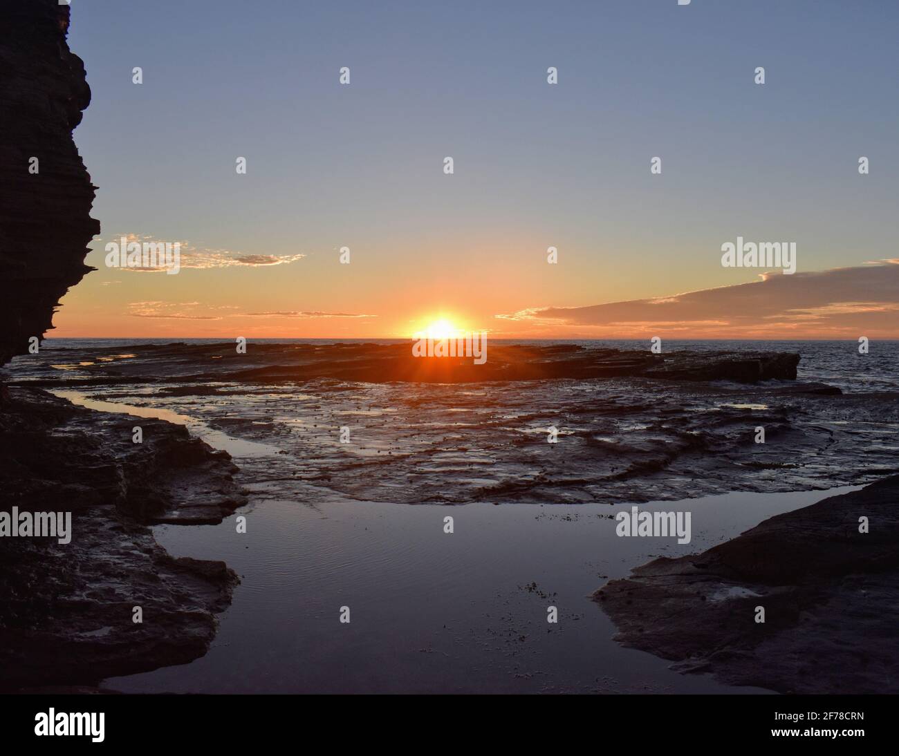 Austinmer beach hi-res stock photography and images - Alamy