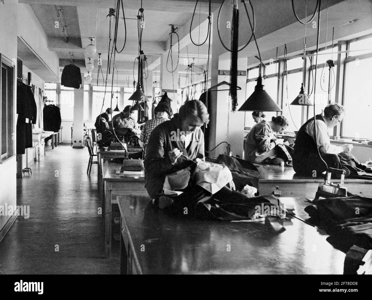 Tailor s tools hi-res stock photography and images - Alamy