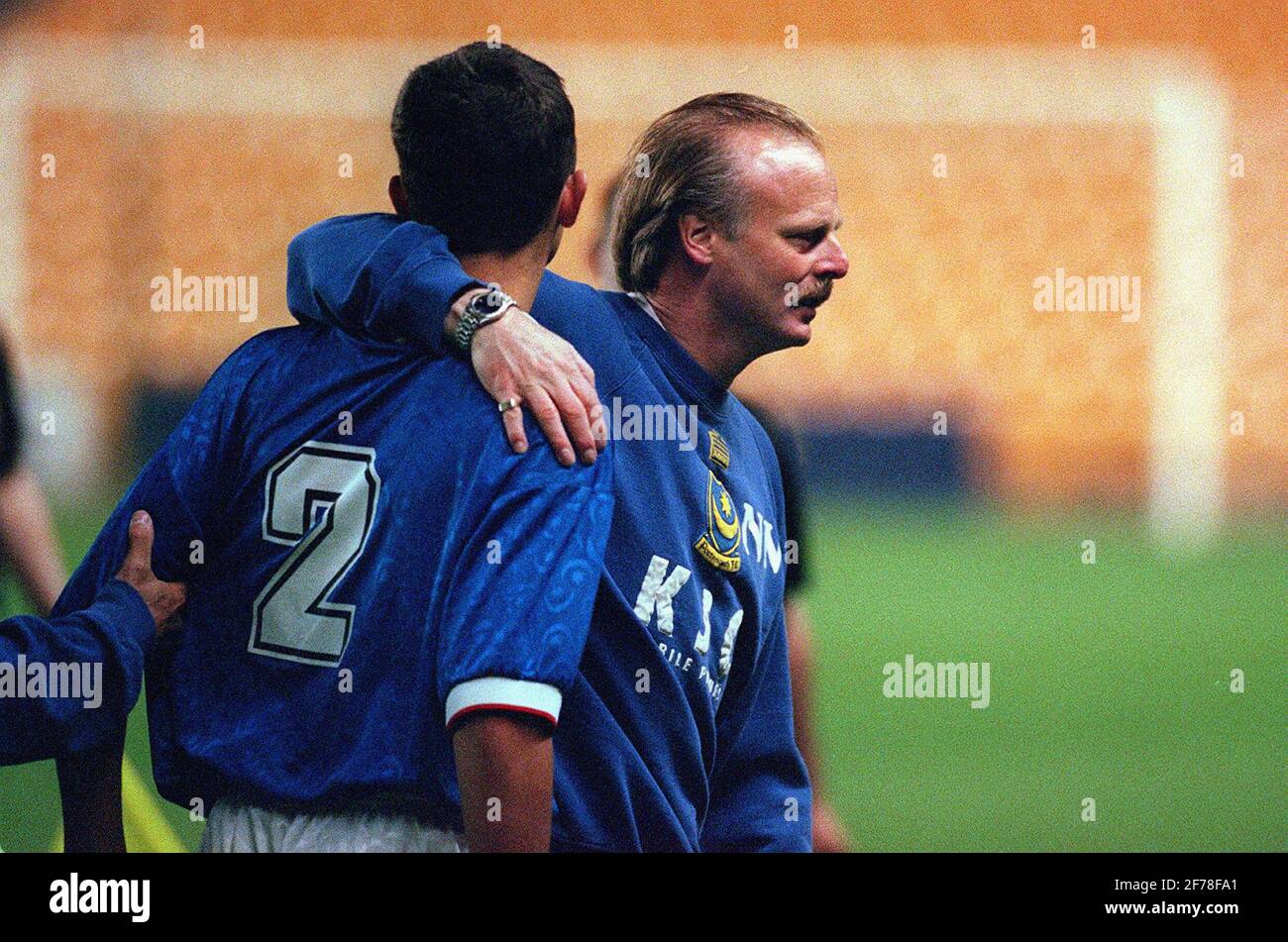 YOUTH DEVELOPMENT MANAGER NEIL McNAB PIC MIKE WALKER 2002 Stock Photo ...