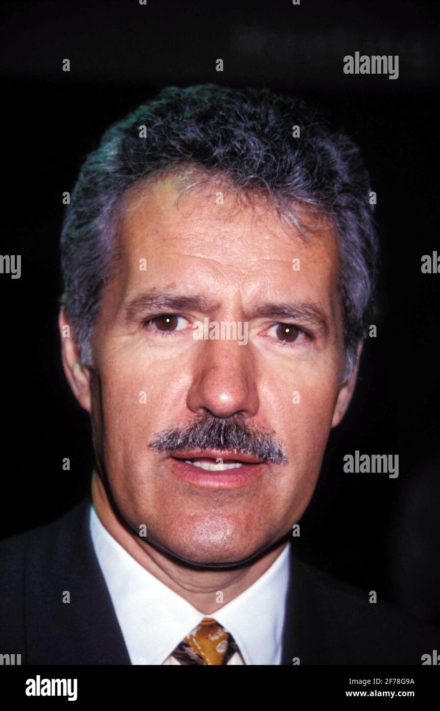 Alex trebek 1991 hi-res stock photography and images - Alamy