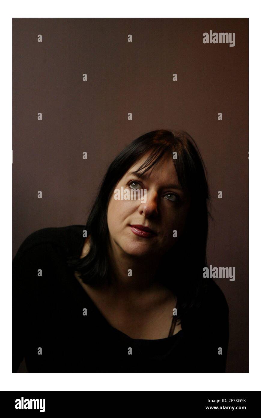 Julie Burchill in a hotel in Brightonpic David Sandison 27/1/2005 Stock ...