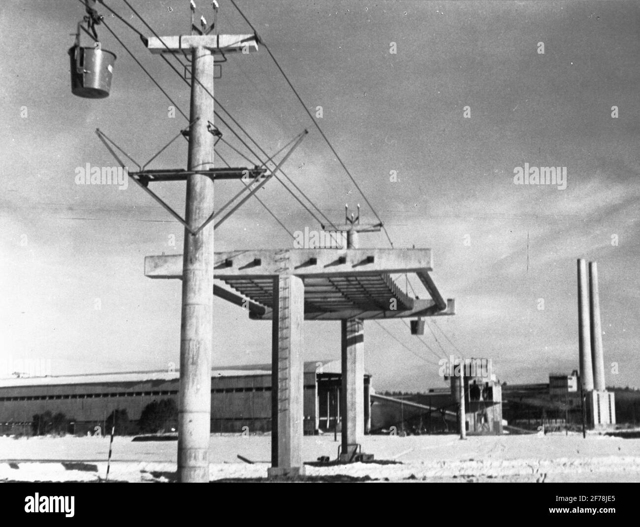 Fall prevention systems hi-res stock photography and images - Alamy