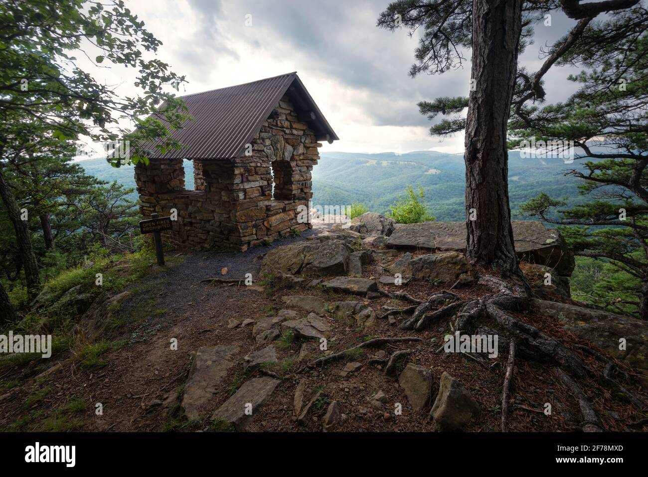 The stone shelter of Cranny Crow Overlook in Lost River State Park of ...