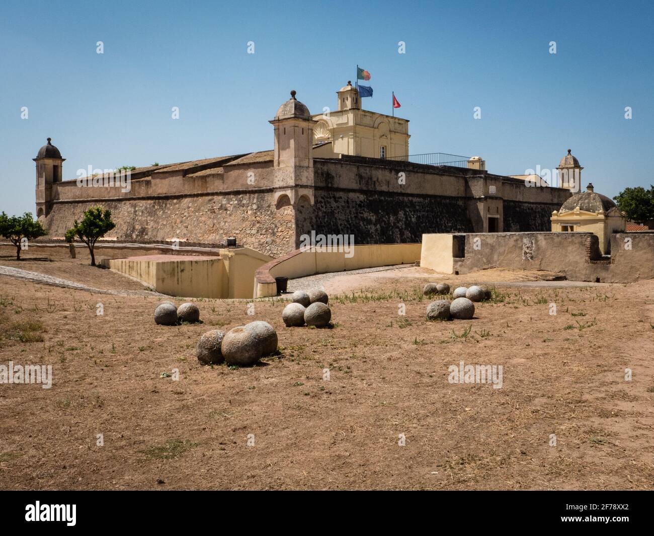 The reduit of the Fort Santa Luzia at Elvas with it's sentry boxes on ...