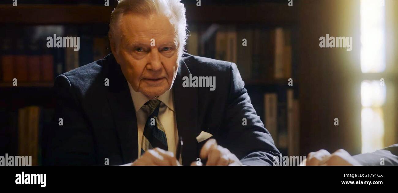 ROE V. WADE, Jon Voight as Justice Warren E. Burger, 2021. © Quiver ...