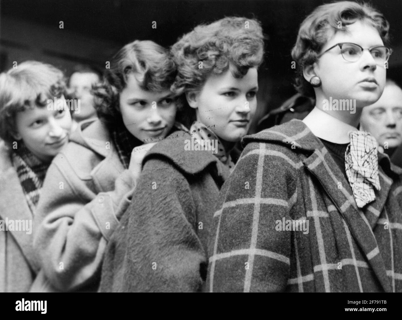 High schools visiting Atomaria at the Technical Museum 1955.Atomarium ...