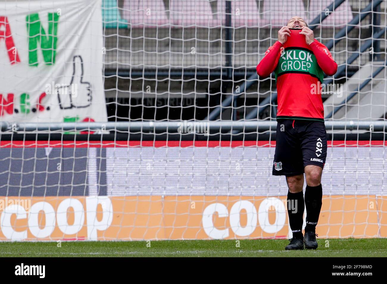 Soccer shirt over head hi-res stock photography and images - Alamy