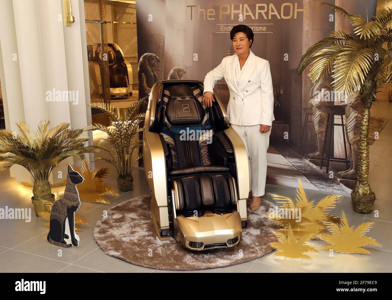 06th Apr, 2021. Bodyfriend's new massage chair South Korean golf legend ...