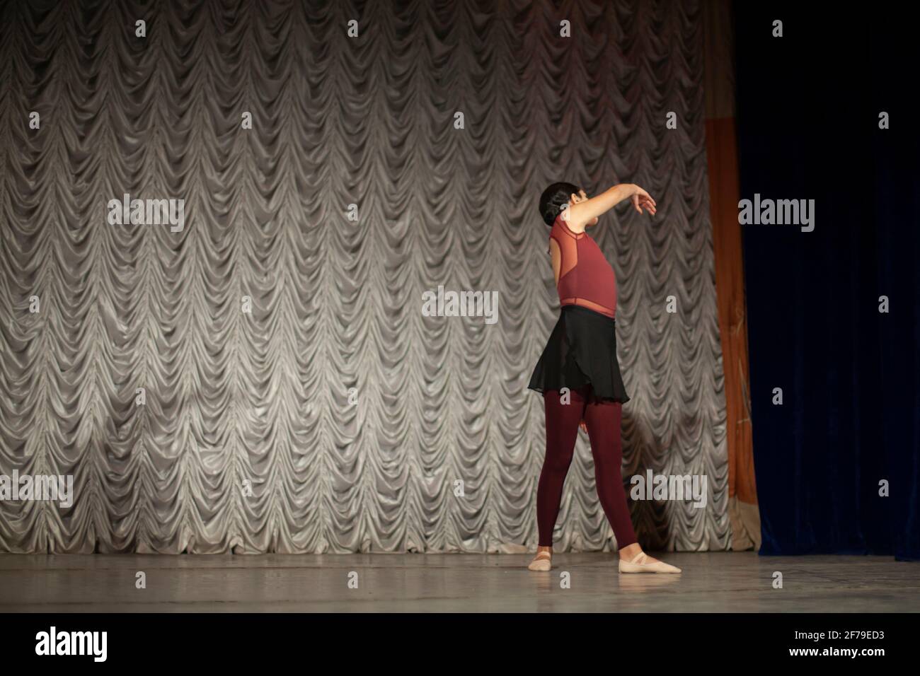 Human body movements hi-res stock photography and images - Alamy