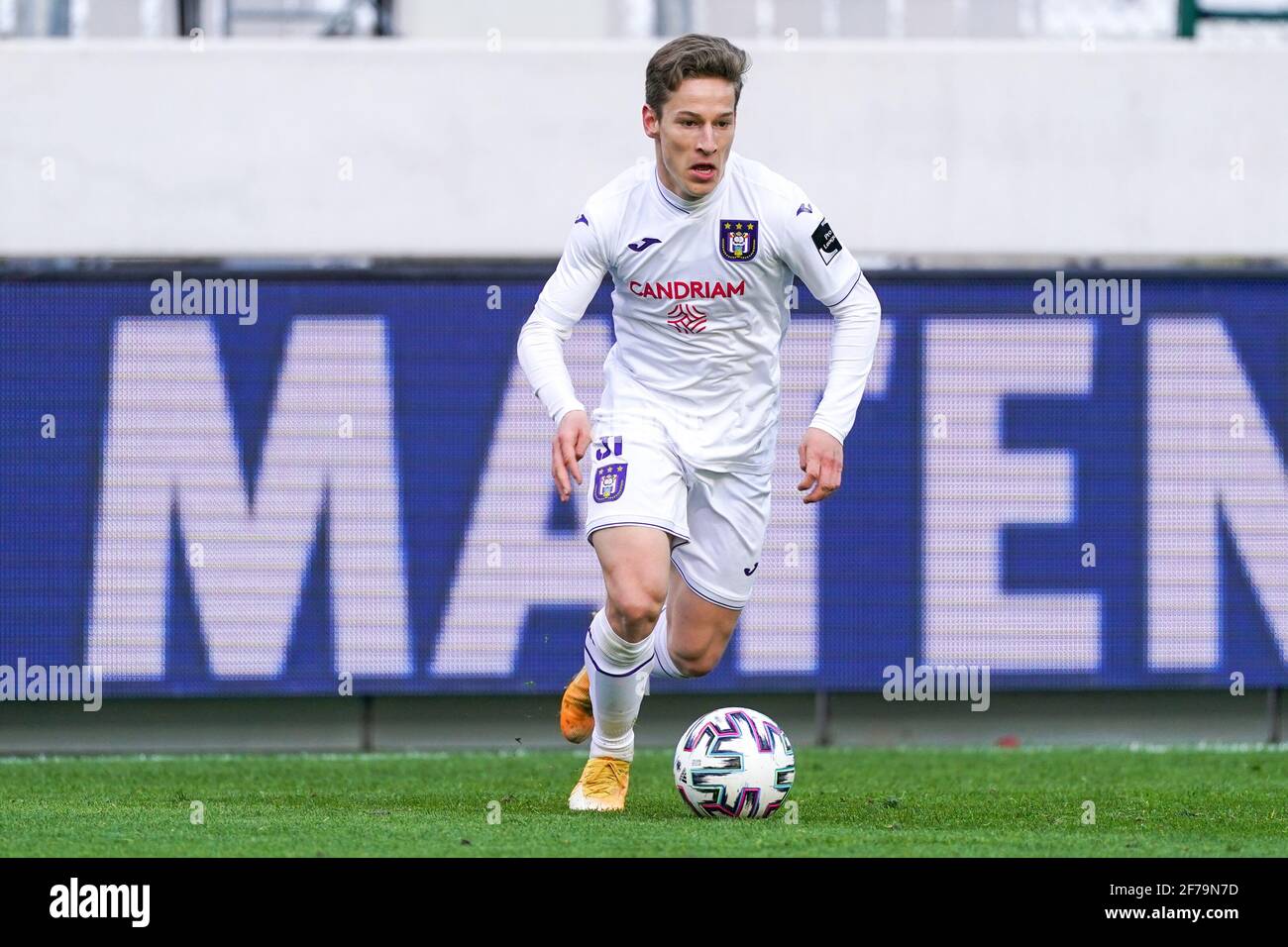 ANTWERPEN, BELGIUM - APRIL 5: Yari Verschaeren of RSC Anderlecht during ...