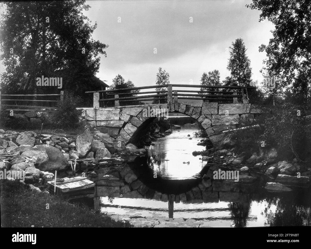 Diapositive, photography of vault bridge, stone bridge over small Stock ...