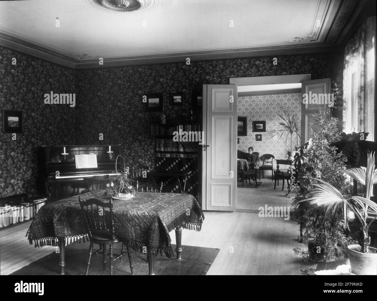 1900s photography studio hi-res stock photography and images - Alamy