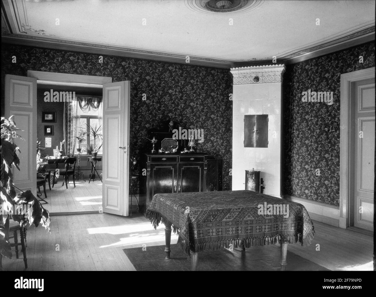 Diapositive, photography of Thorvald Gehrman's home and studio in ...