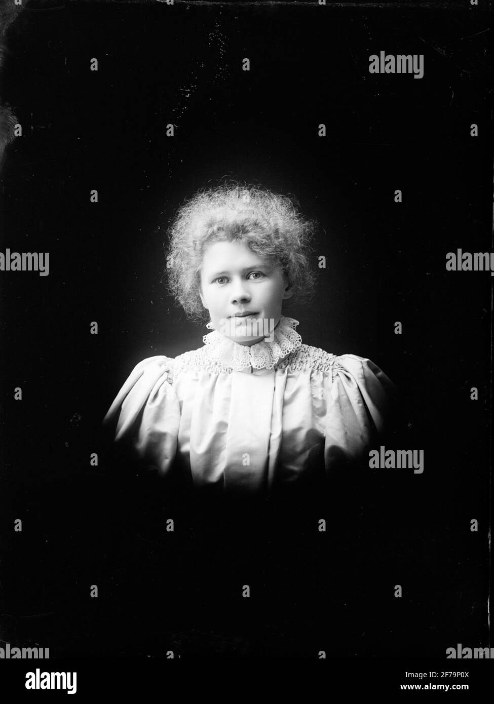 Portrait of young Miss / lady Stock Photo - Alamy
