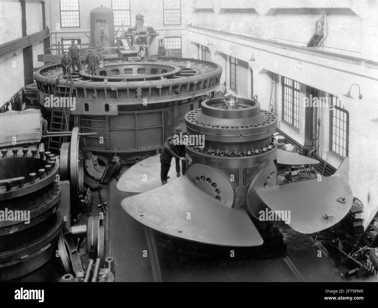 Electric machines hi-res stock photography and images - Alamy