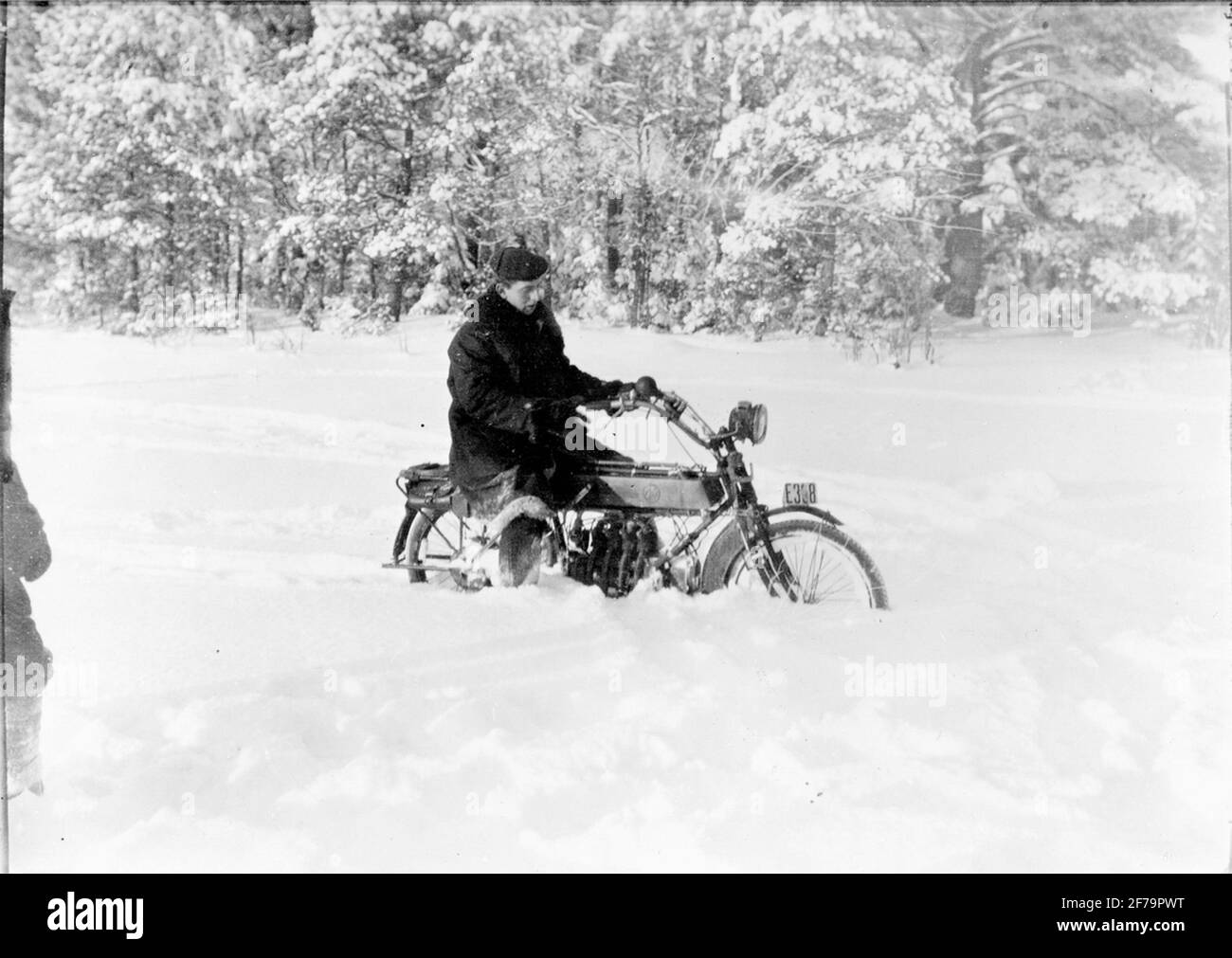 Classic circle Black and White Stock Photos & Images - Alamy