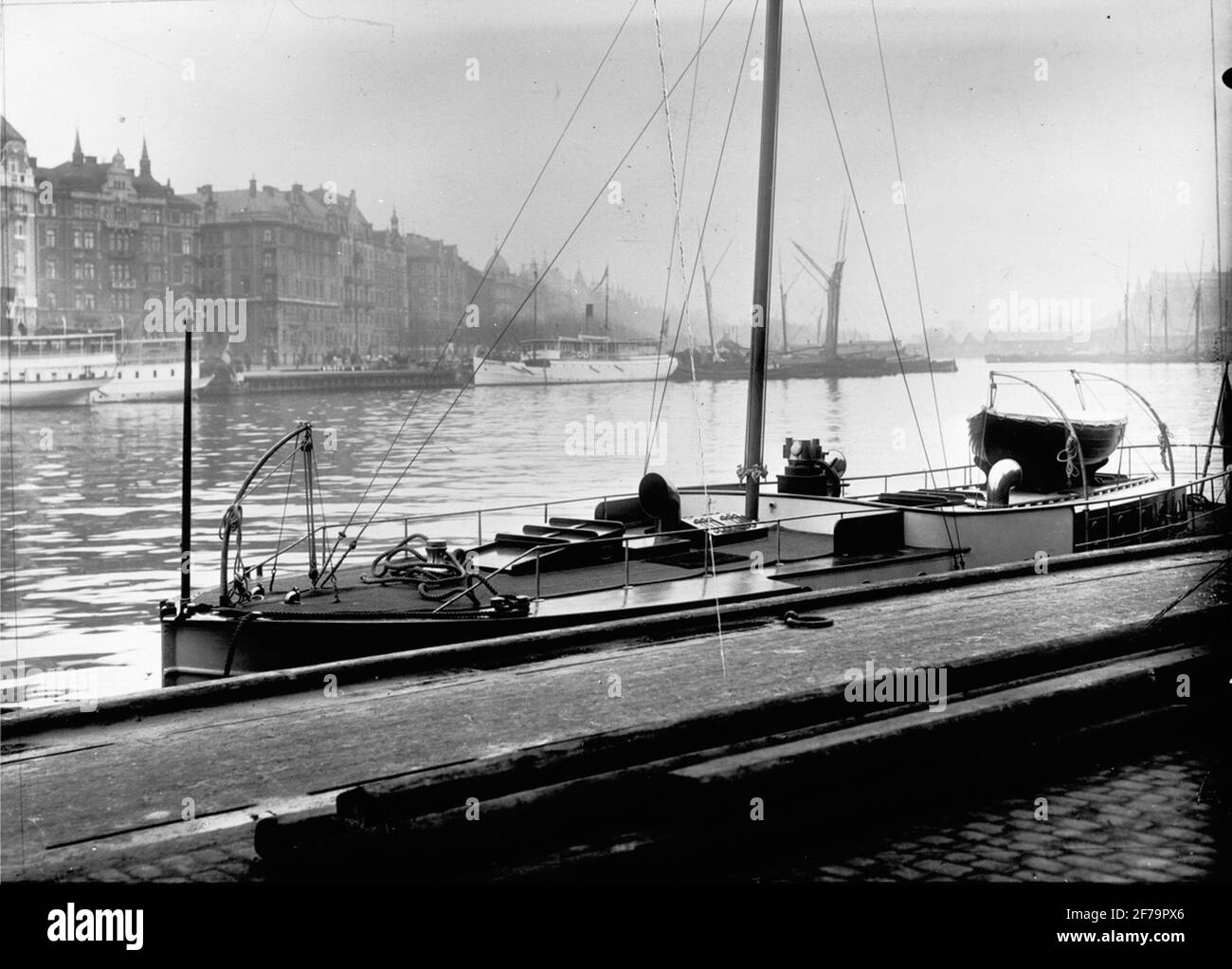 Salon engine boat. The 1920s Stock Photo - Alamy