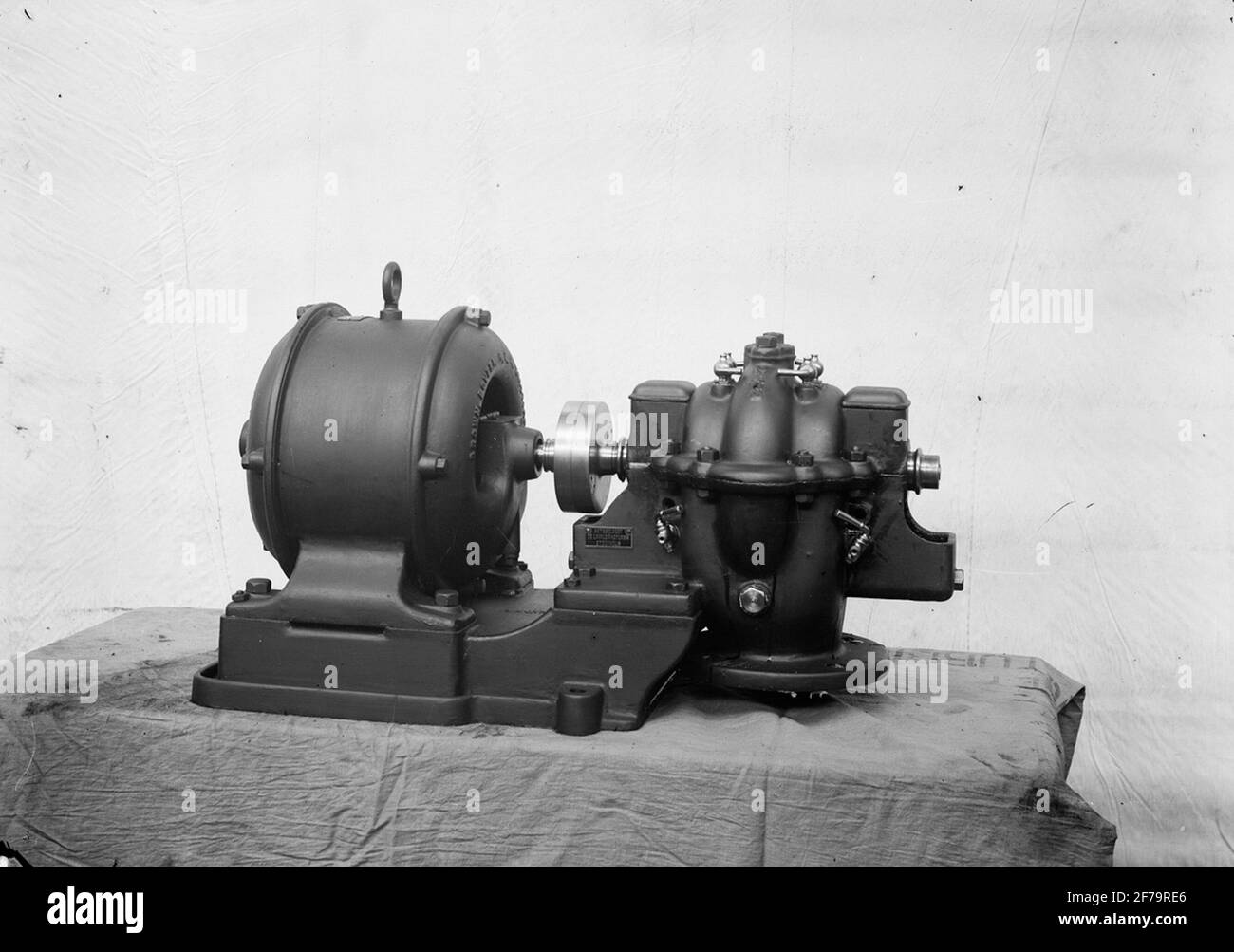 Motor control system Black and White Stock Photos & Images - Alamy