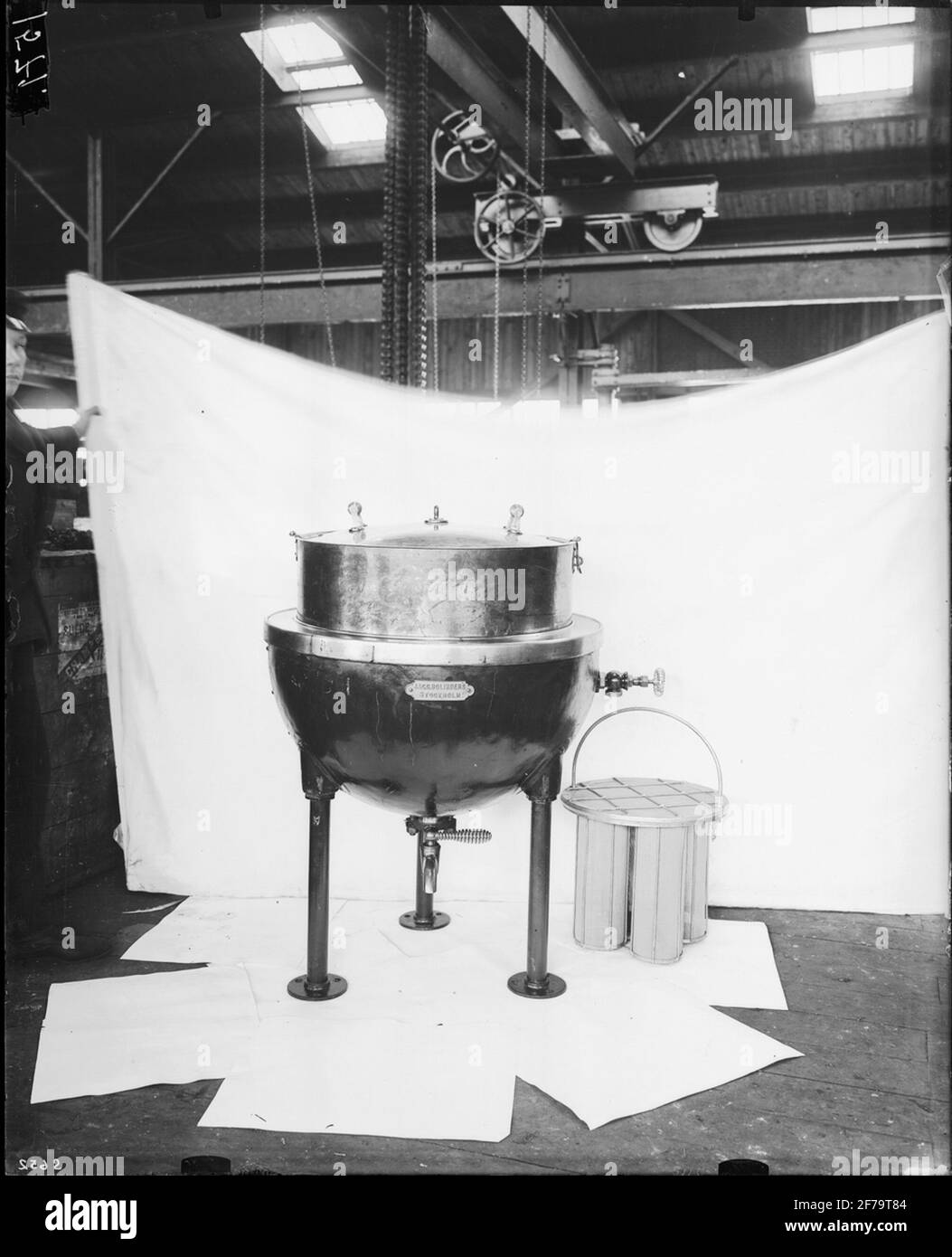 Steam cooker with insert Stock Photo - Alamy