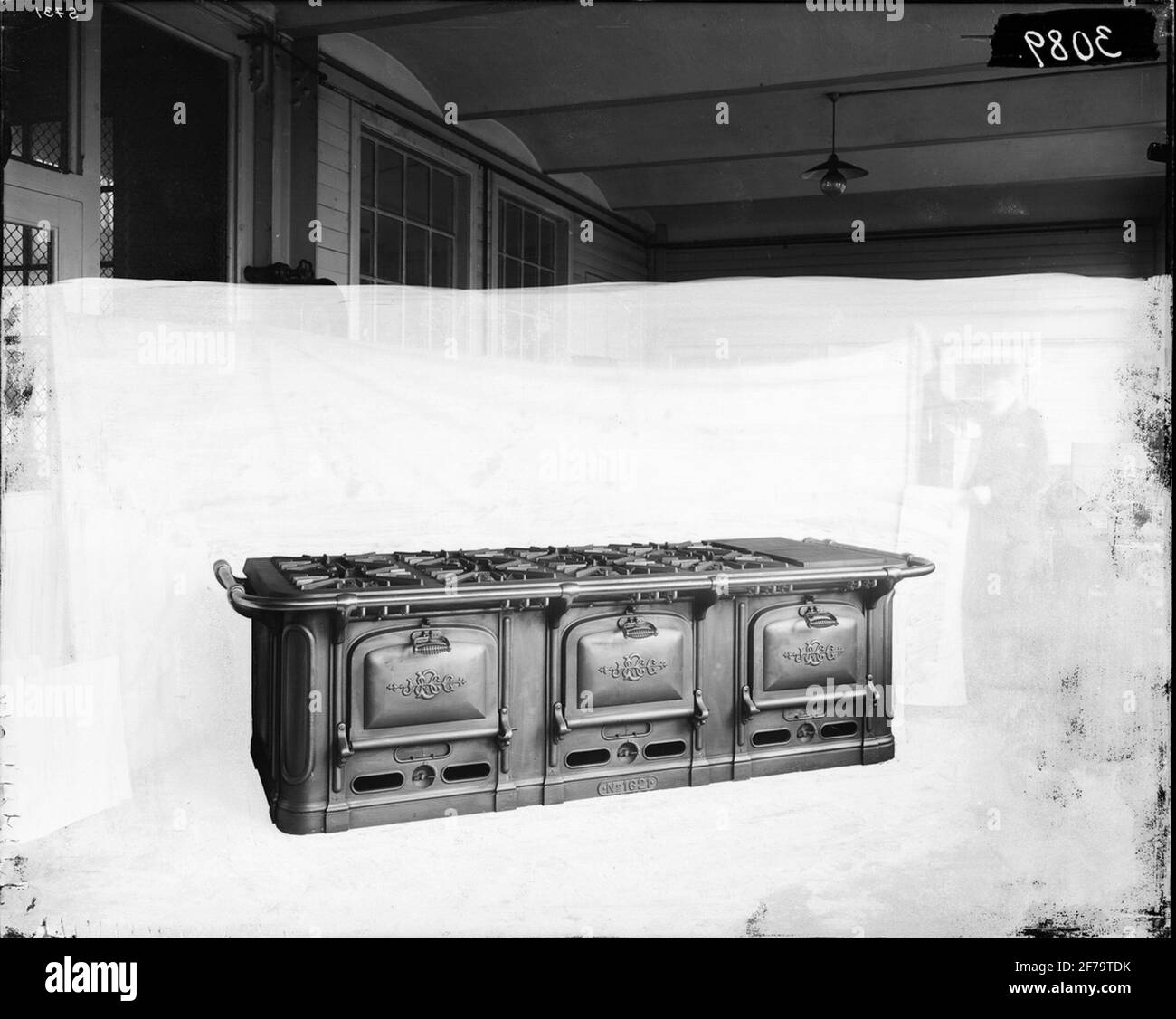 Professional kitchen chef stove Black and White Stock Photos & Images ...