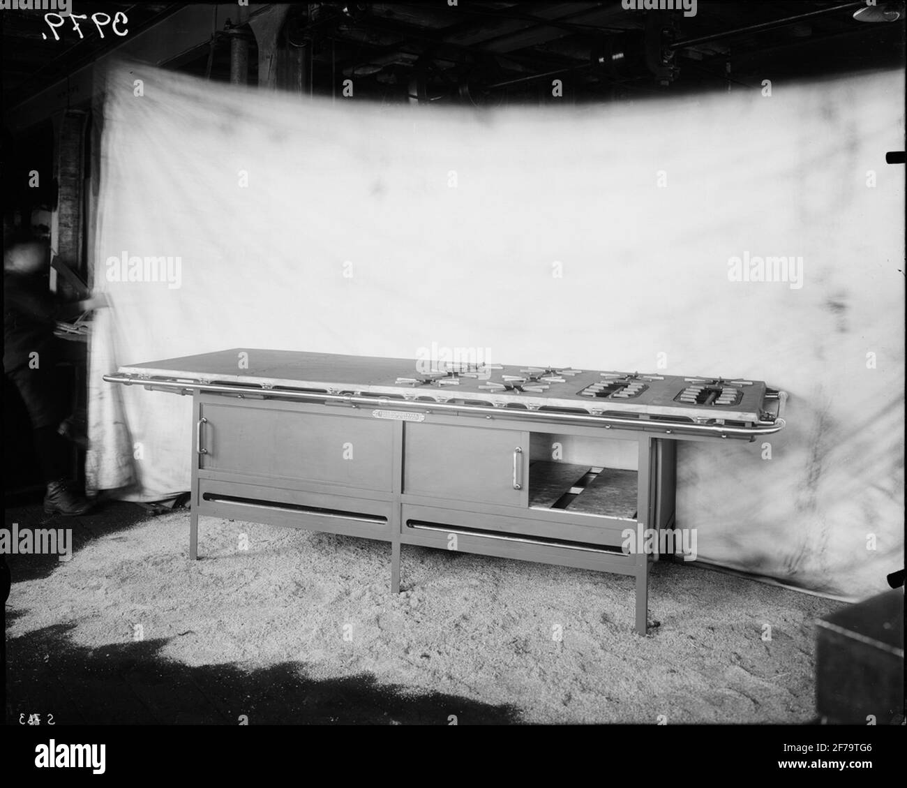 Gas stove and heating cabinet for restaurant kitchen Stock Photo - Alamy
